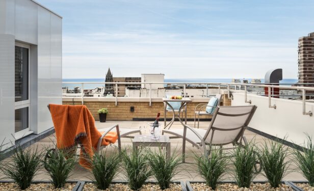 Q Square | Supercity Aparthotel Brighton