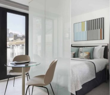 Q Square | Supercity Aparthotel Brighton